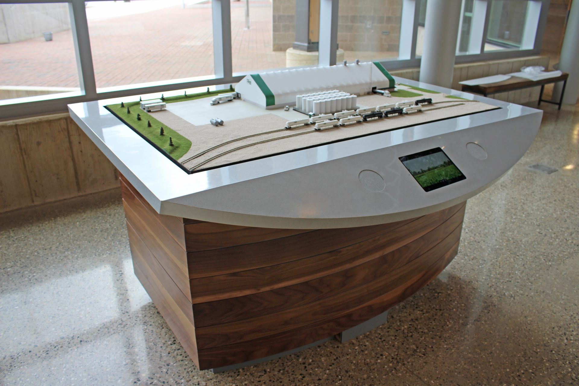 A Bird's Eye View: AgroLiquid's Scale Facility Model - Exhibit Farm ...