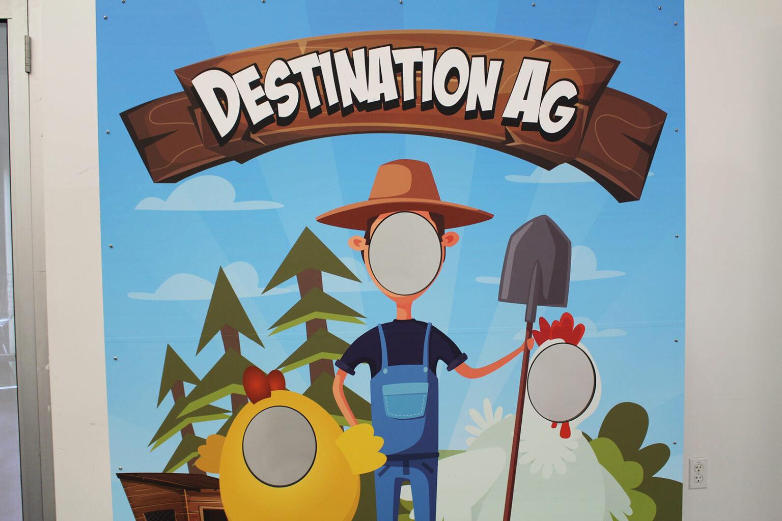 Perfect Poultry-Themed Pictures: A Chicken Photo Op - Exhibit Farm: The ...