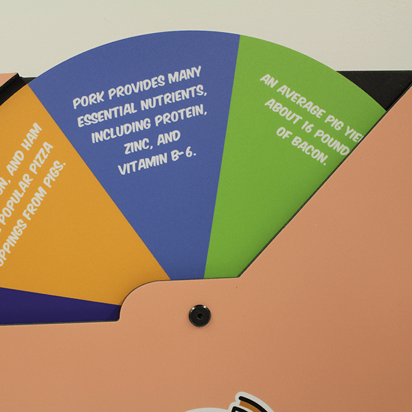 Pig Display - Exhibit Farm: The Leader in Agricultural Exhibits and ...